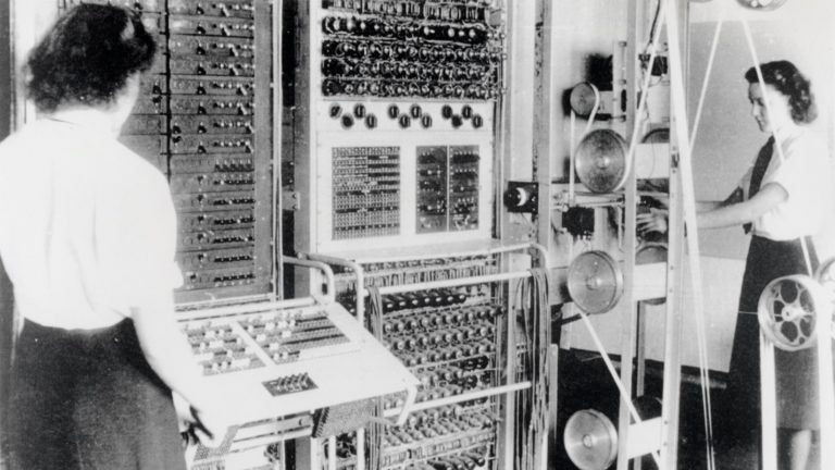 Retro Delight: Gallery of Early Computers (1940s - 1960s) - Pingdom